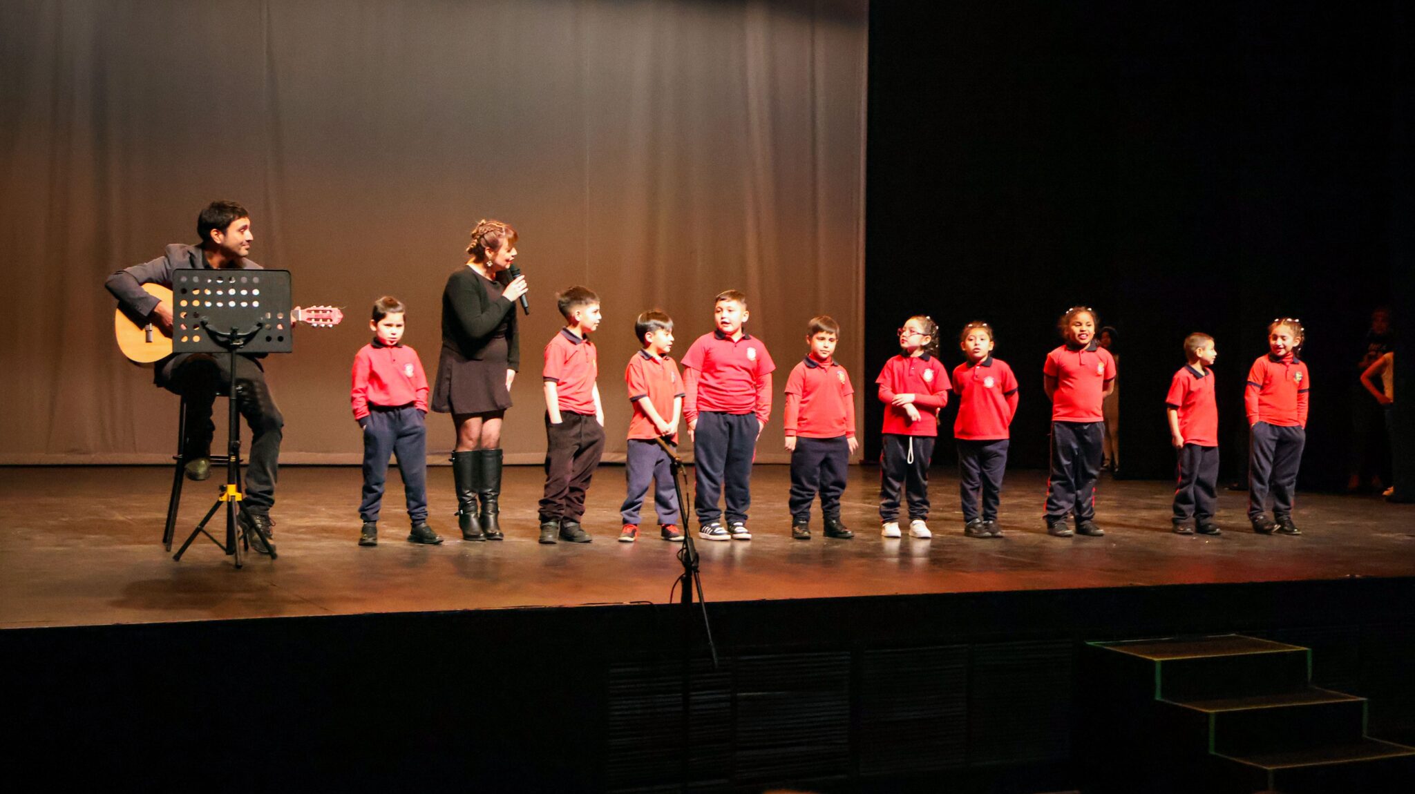 MUJER LATINA: Un homenaje musical a la fuerza femenina a través del arte y la educación. – SLEP ...